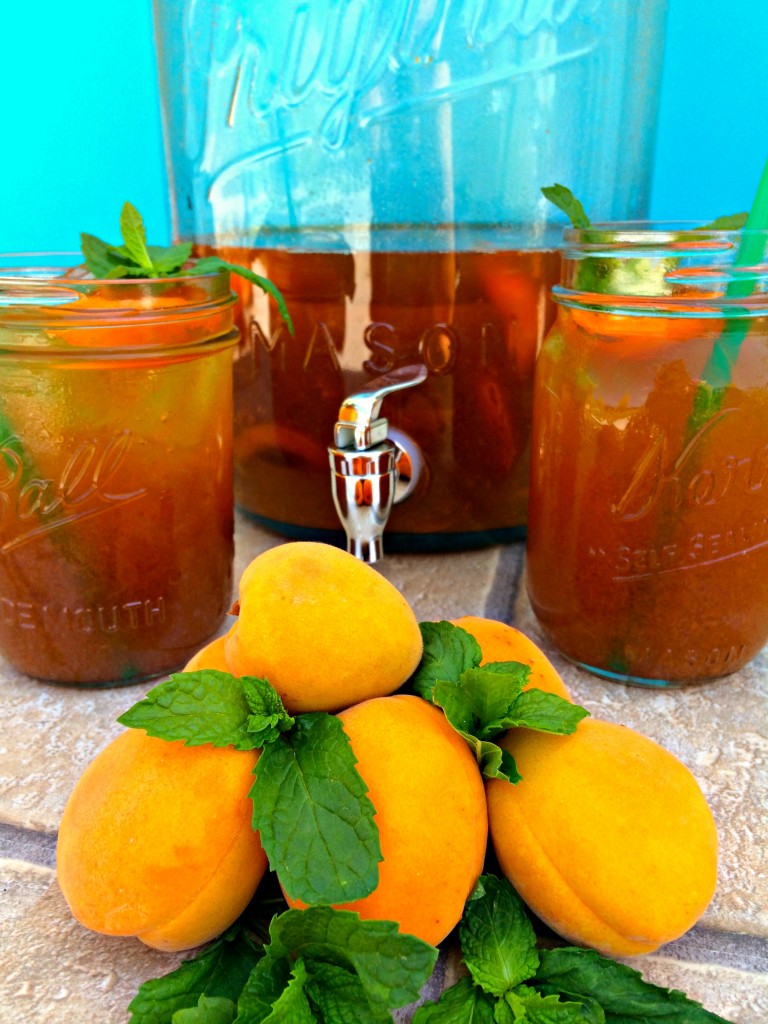 Apricot-Mint Iced Tea - The Complete Savorist